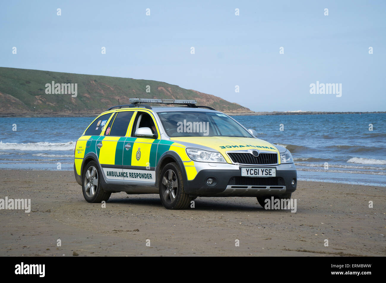 First Responder Ambulance Paramedic Vehicle Stock Photos & First ...
