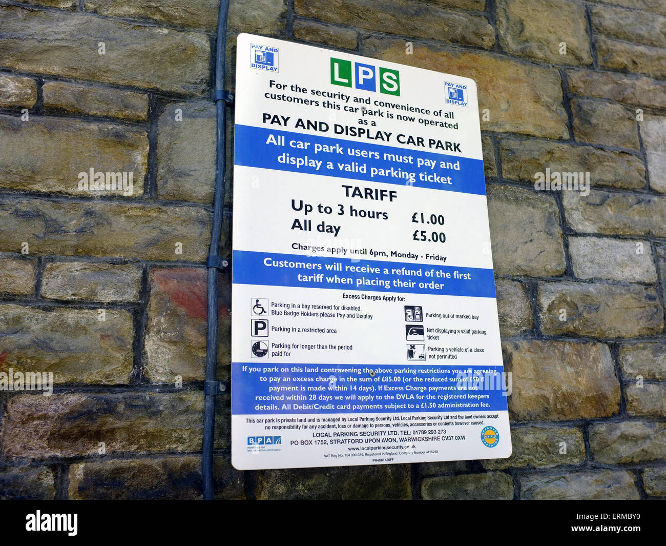 A pay and display parking sign in Bristol Stock Photo - Alamy