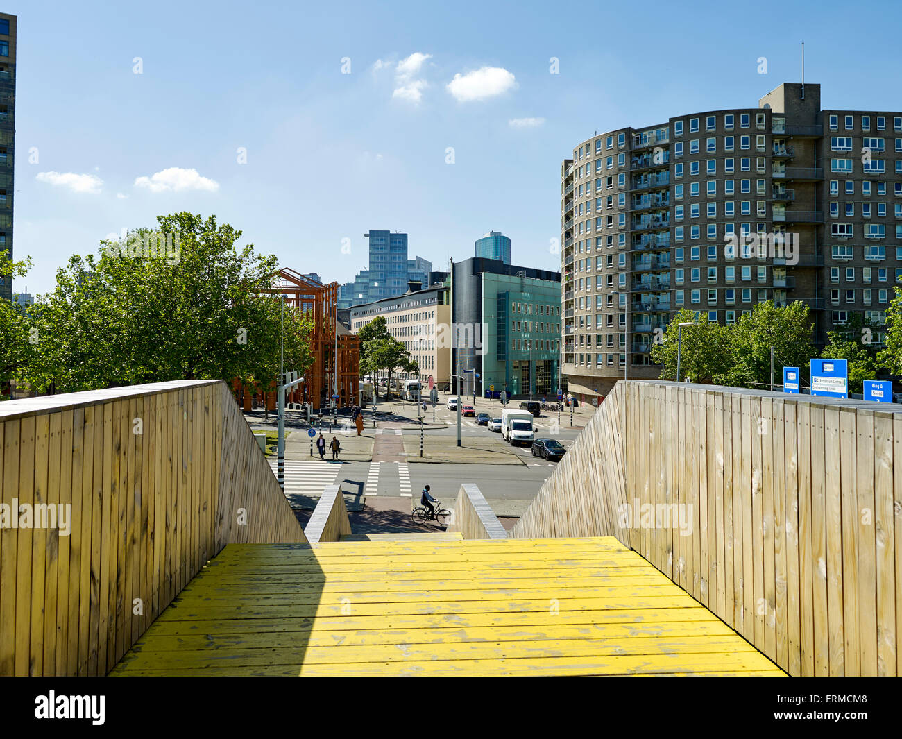De Luchtsingel in Rotterdam, The Netherlands, a connection between ...
