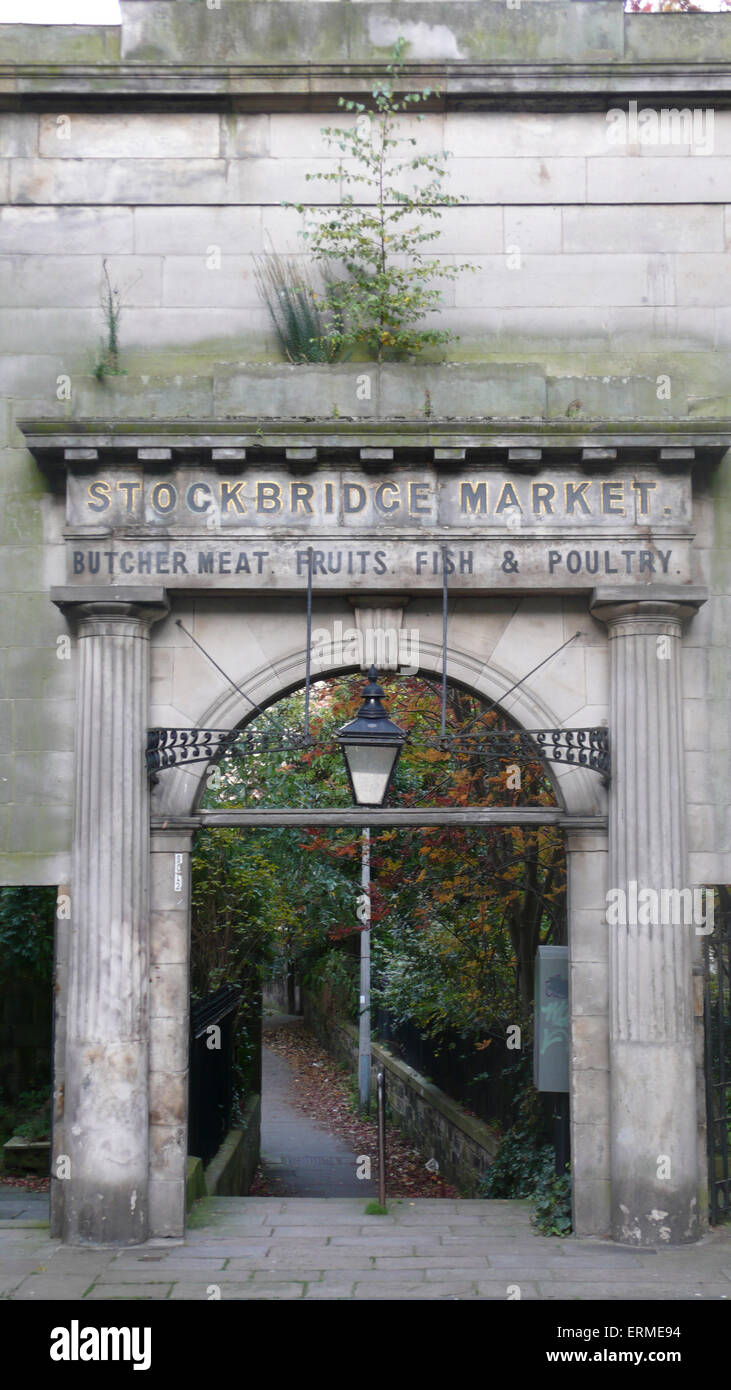 Stockbridge market architectural doorway in edinburgh Stock Photo - Alamy