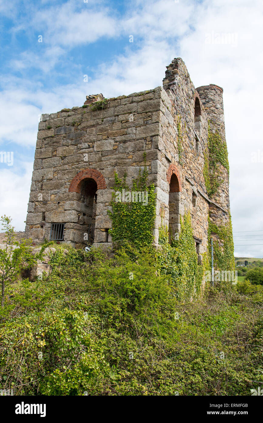 Man engine mine hi-res stock photography and images - Alamy