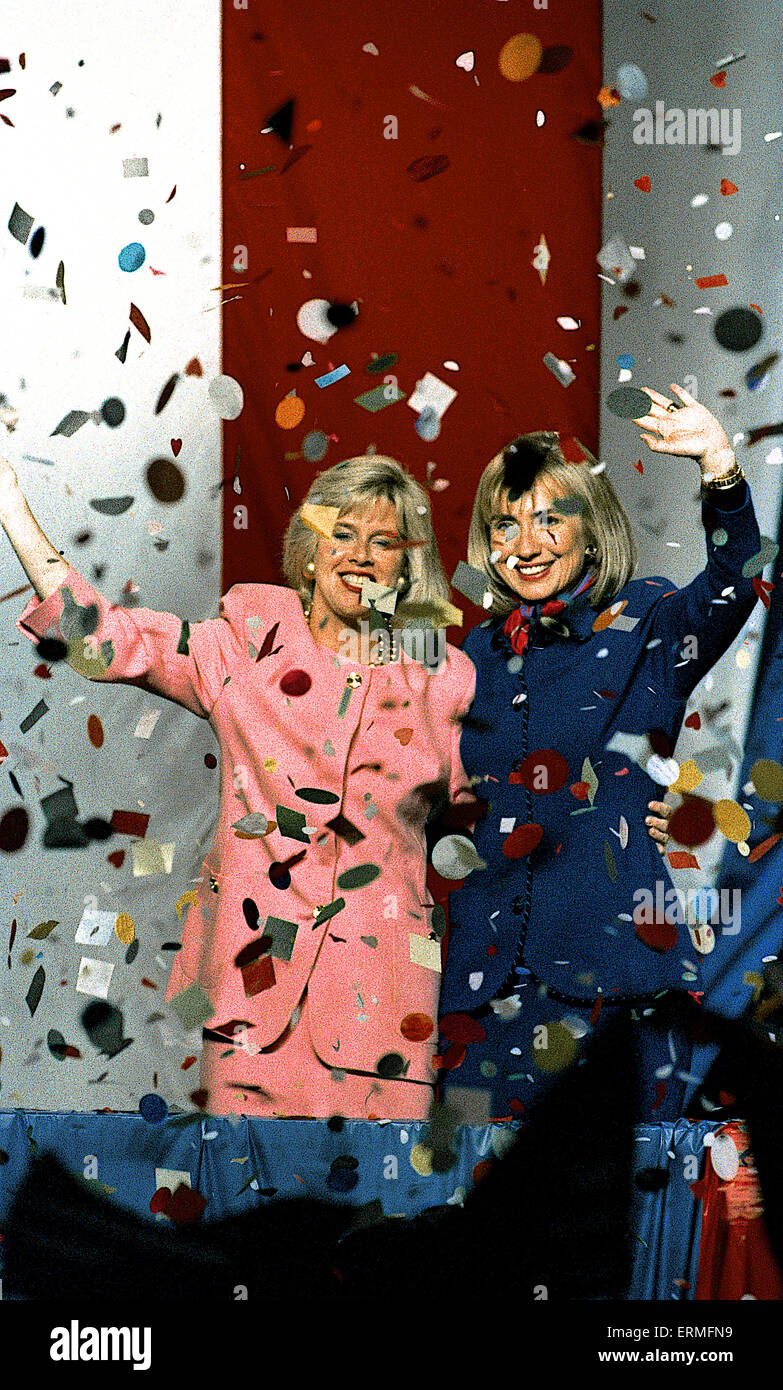 Little Rock, Arkansas, USA 3rd November 1992 Tipper Gore and Hillary ...