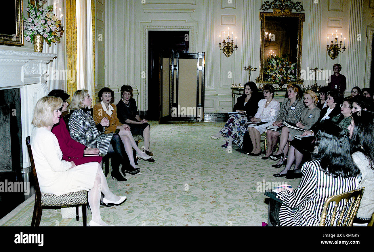 Washington, DC. 4-14-1993 First Lady Hillary Rodham Clinton photo op in ...