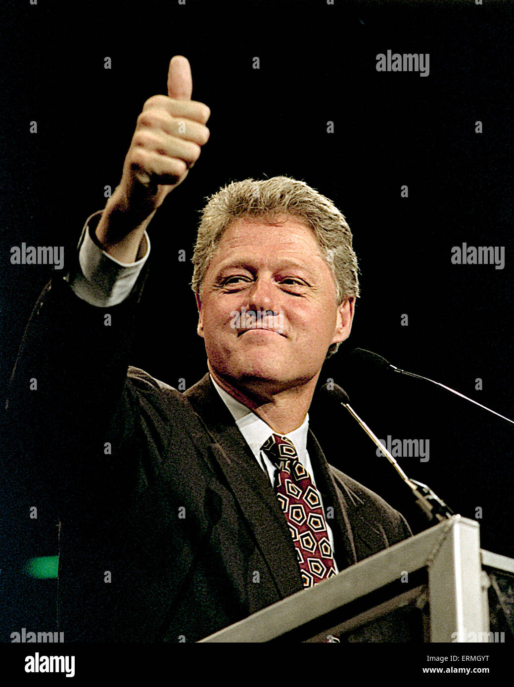East Rutherford, New Jersey 11-1-1992 Clinton/ Gore Campaign rally at ...