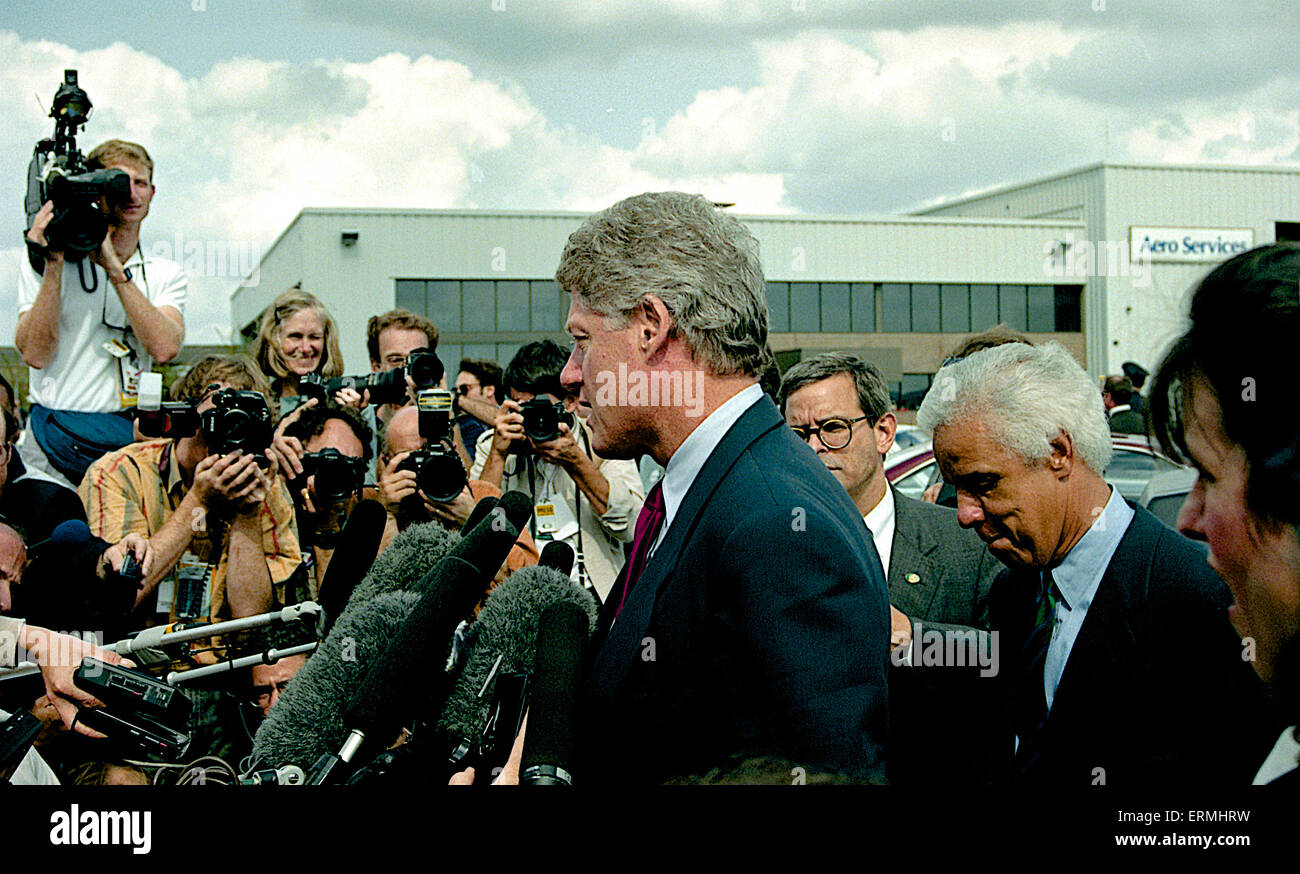 Richmond, Virginia 10-16-1992 Presidential Candidate Governor William ...