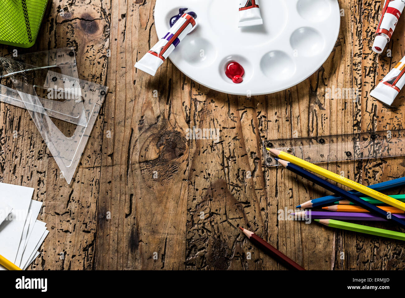 Artists workspace hi-res stock photography and images - Alamy