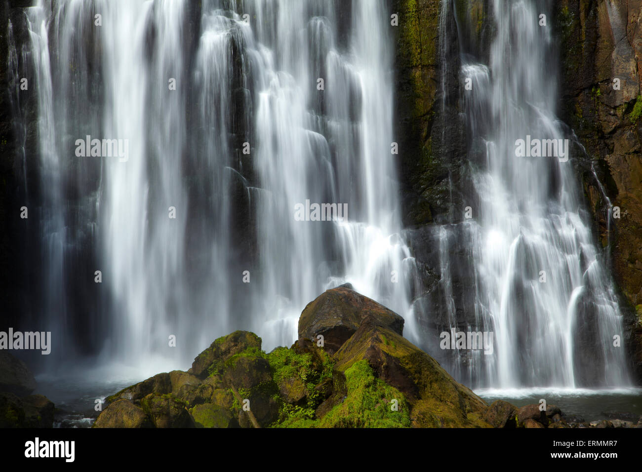 Marokopa Falls, Waitomo District, Waikato, North Island, New Zealand ...