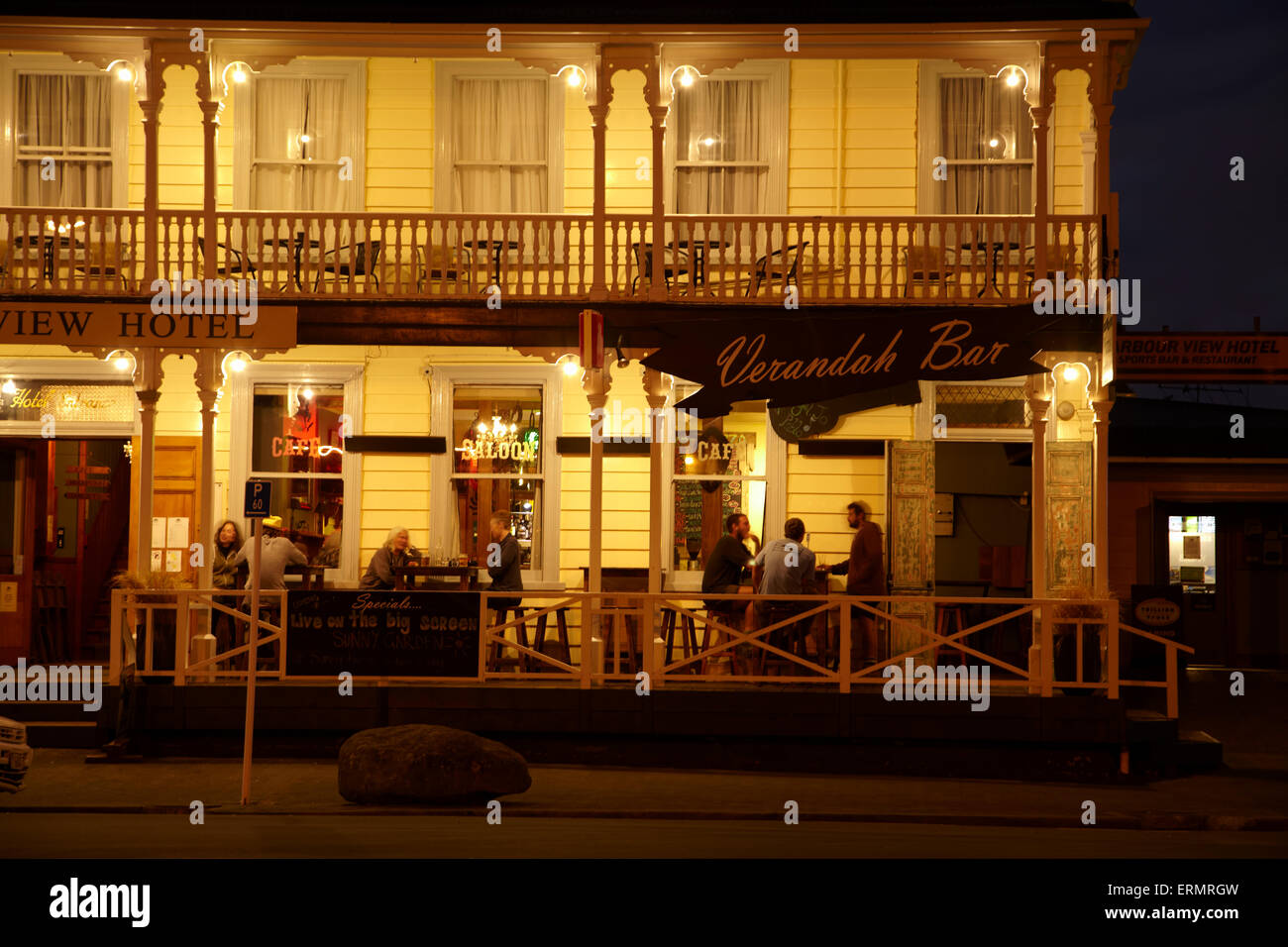 Harbour View Hotel at dusk, Raglan, Waikato, North Island, New Zealand ...