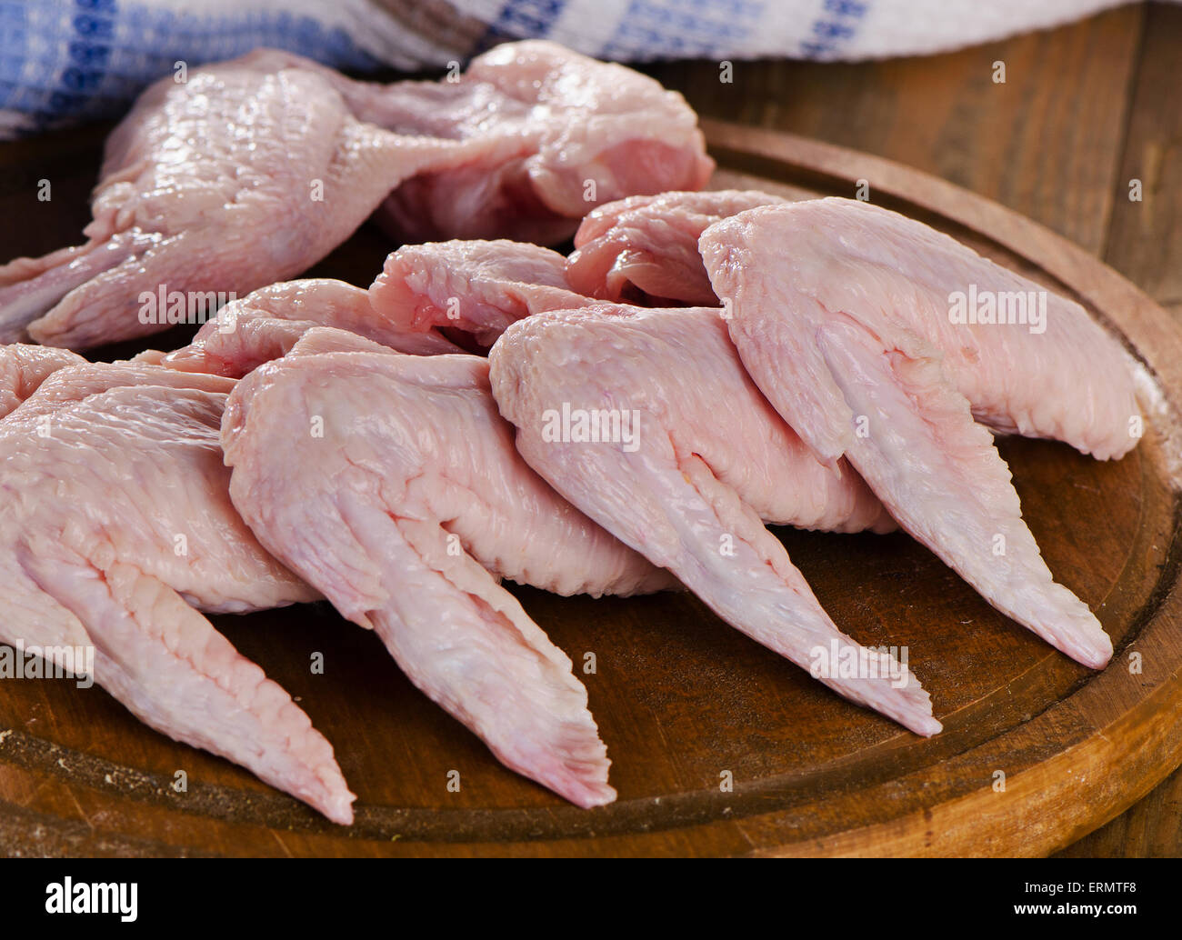 Fresh raw chicken wings on hi-res stock photography and images - Alamy