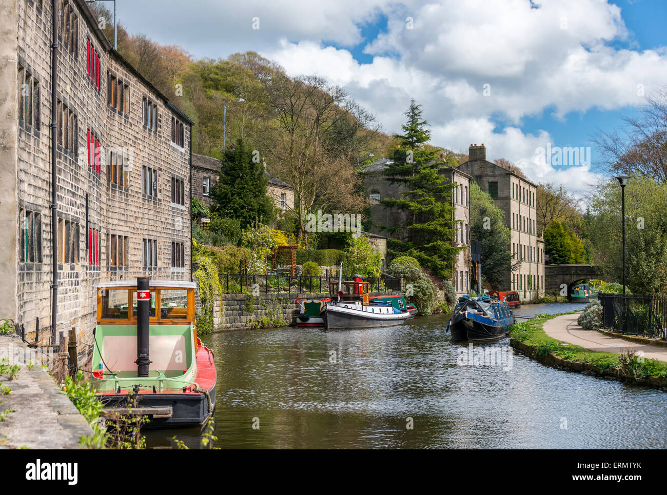 Hebden bridge yorkshire hi-res stock photography and images - Alamy