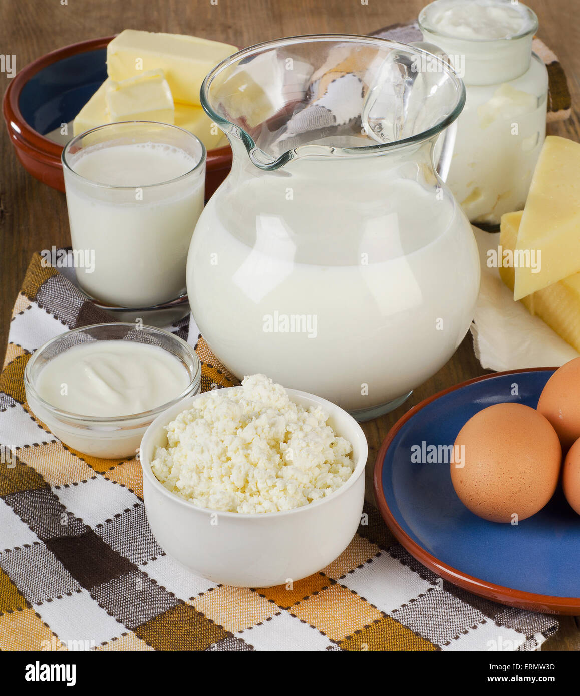 Fresh milk products hi-res stock photography and images - Alamy