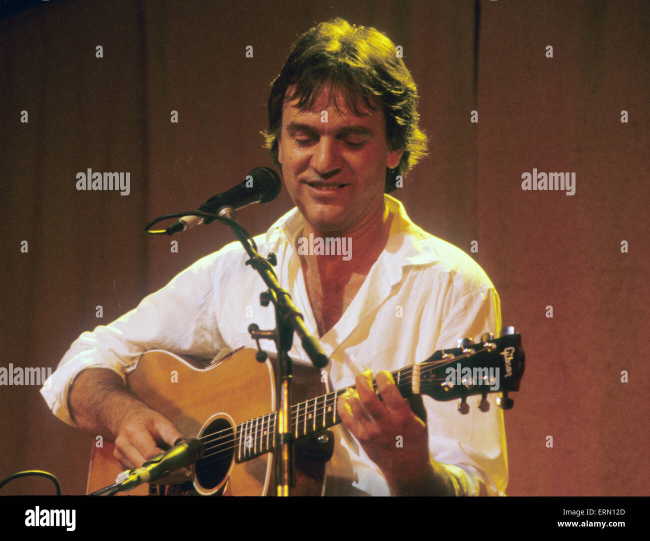 RALPH McTELL UK folk singer in 1984 Stock Photo - Alamy
