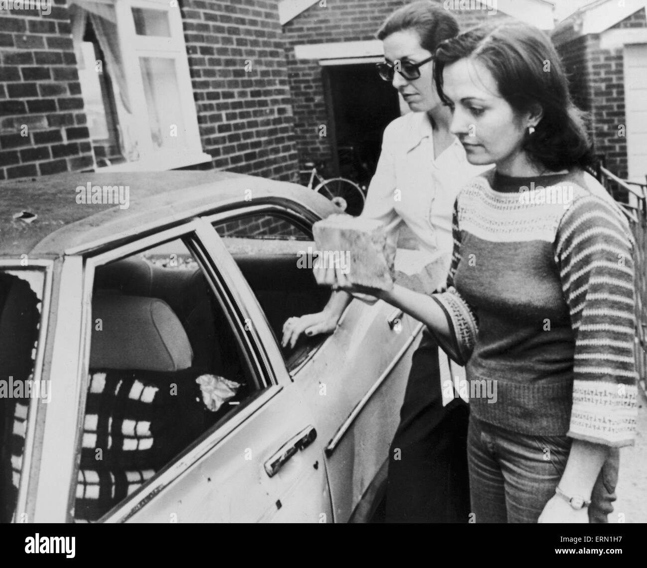 Peace in northern ireland Black and White Stock Photos & Images - Alamy