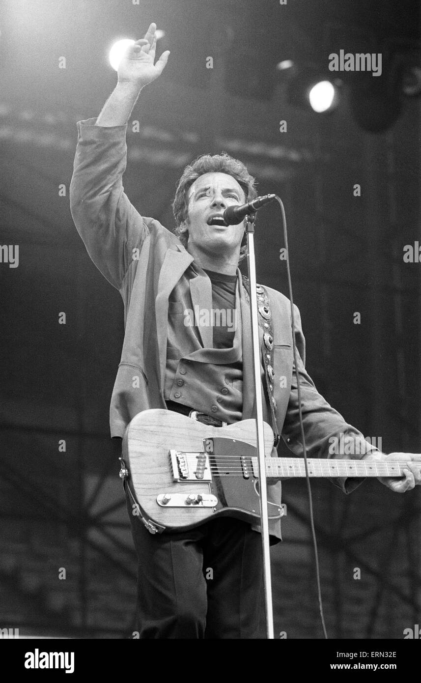 Bruce springsteen 1980s hi-res stock photography and images - Alamy