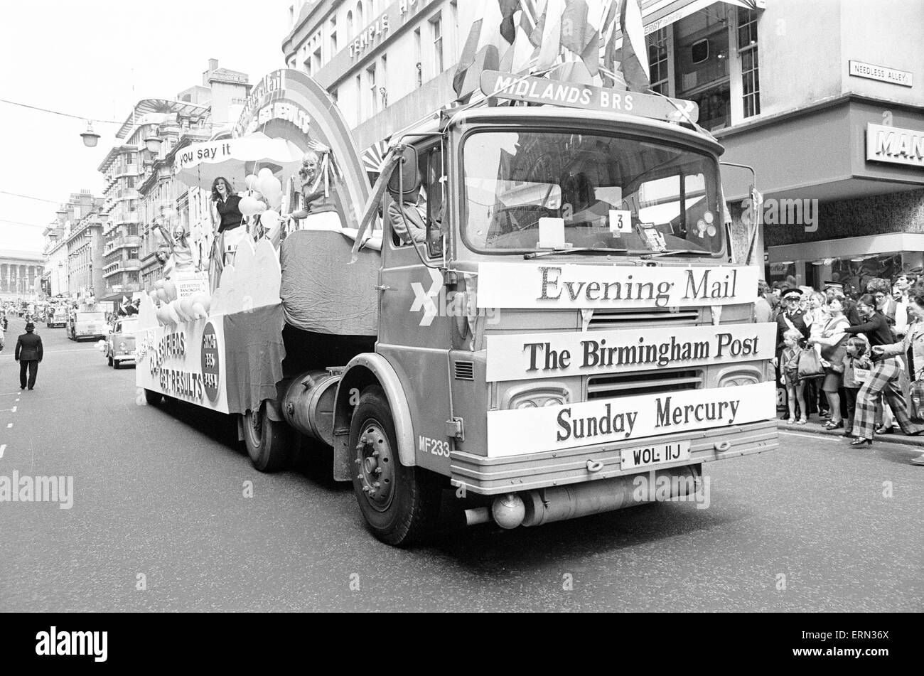 1970s parade floats Black and White Stock Photos & Images - Alamy