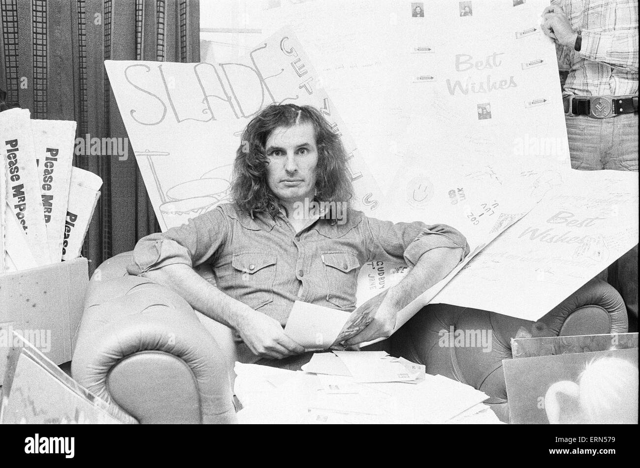 Don Powell, drummer with Slade, reading get well cards at his parents ...