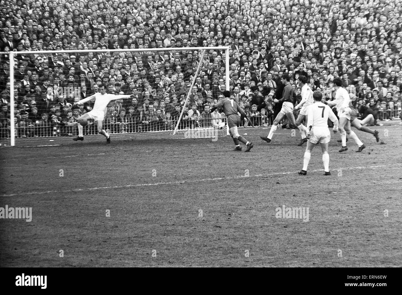 Fa cup semi final villa park hi-res stock photography and images - Alamy
