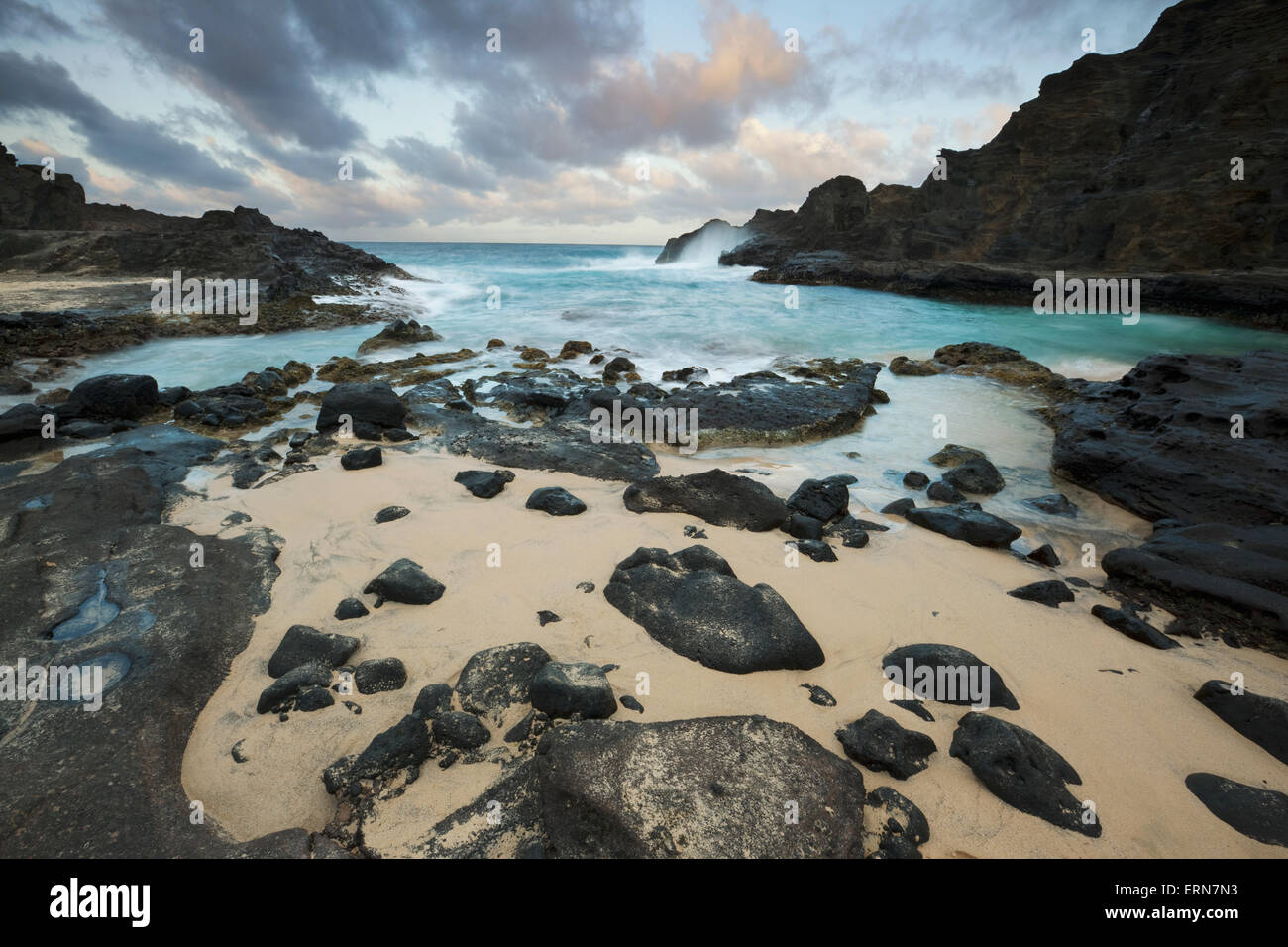 Halona Beach Cove Oahu High Resolution Stock Photography and Images - Alamy