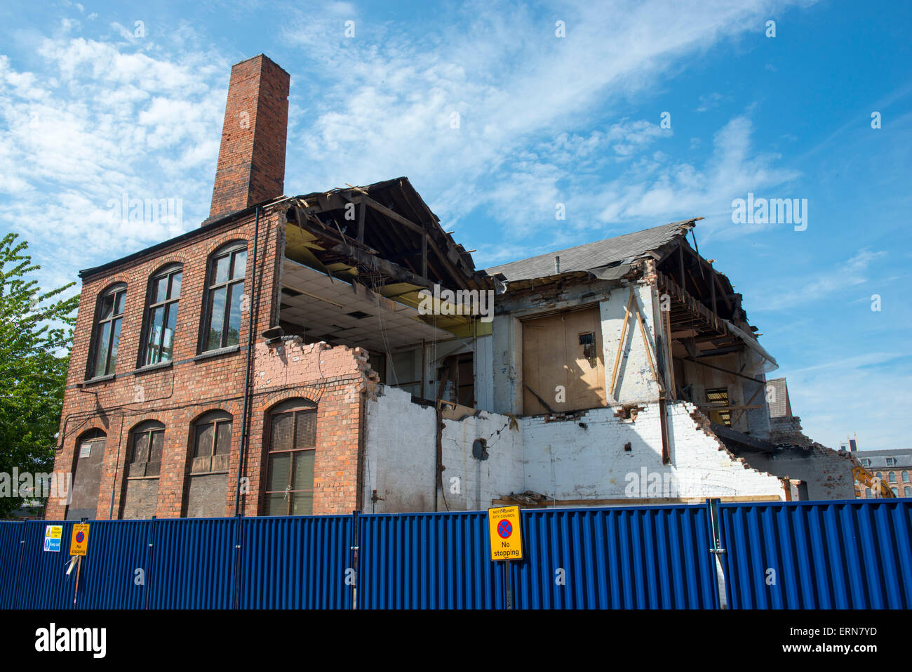 Knocked down building city centre hi-res stock photography and images ...