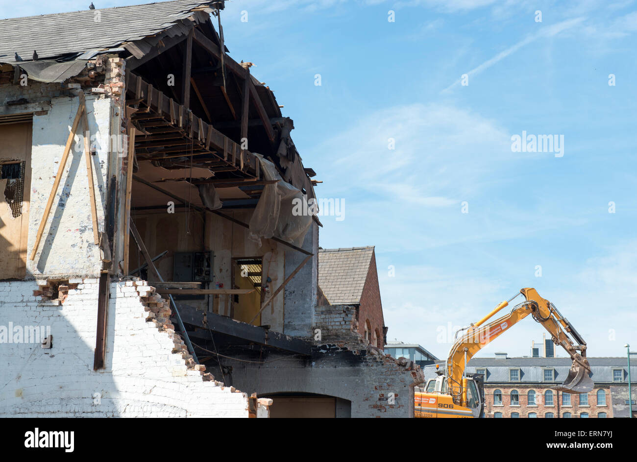 Knocked down building city centre hi-res stock photography and images ...