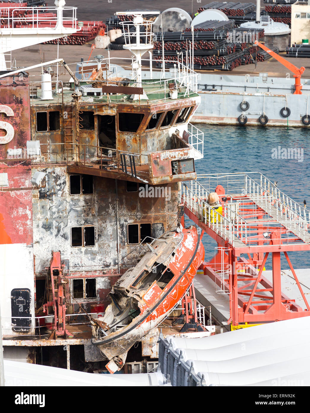 Burned out ship hi-res stock photography and images - Alamy