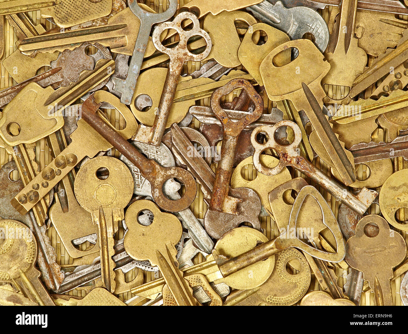 Old metal keys suitable as background Stock Photo - Alamy