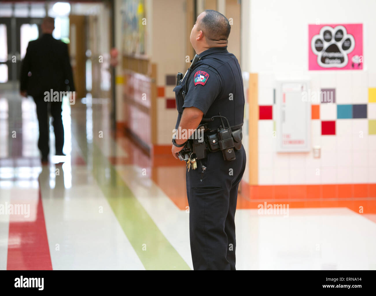 Children school with police protection hi-res stock photography and ...