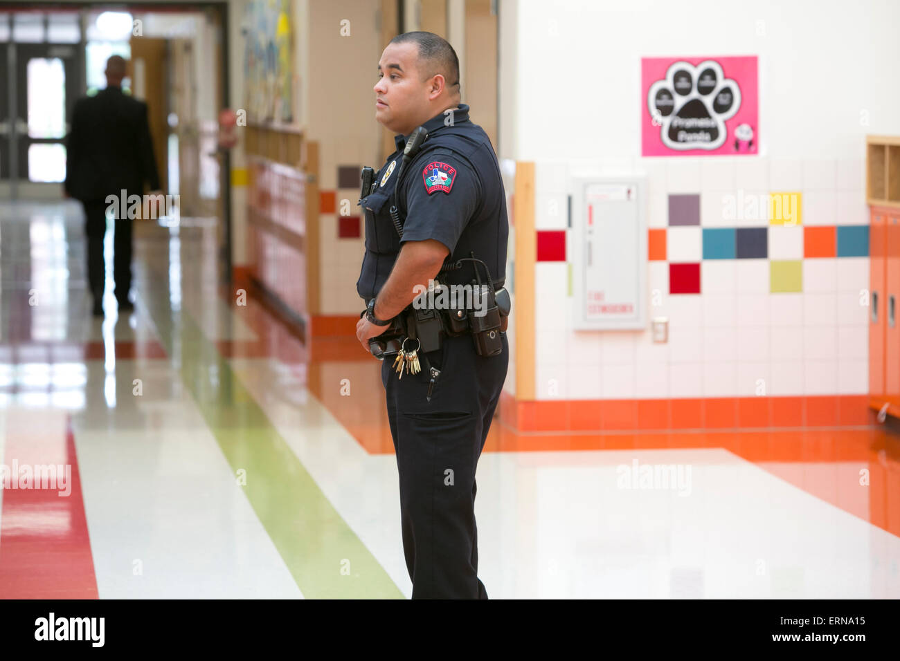 School officer hi-res stock photography and images - Alamy