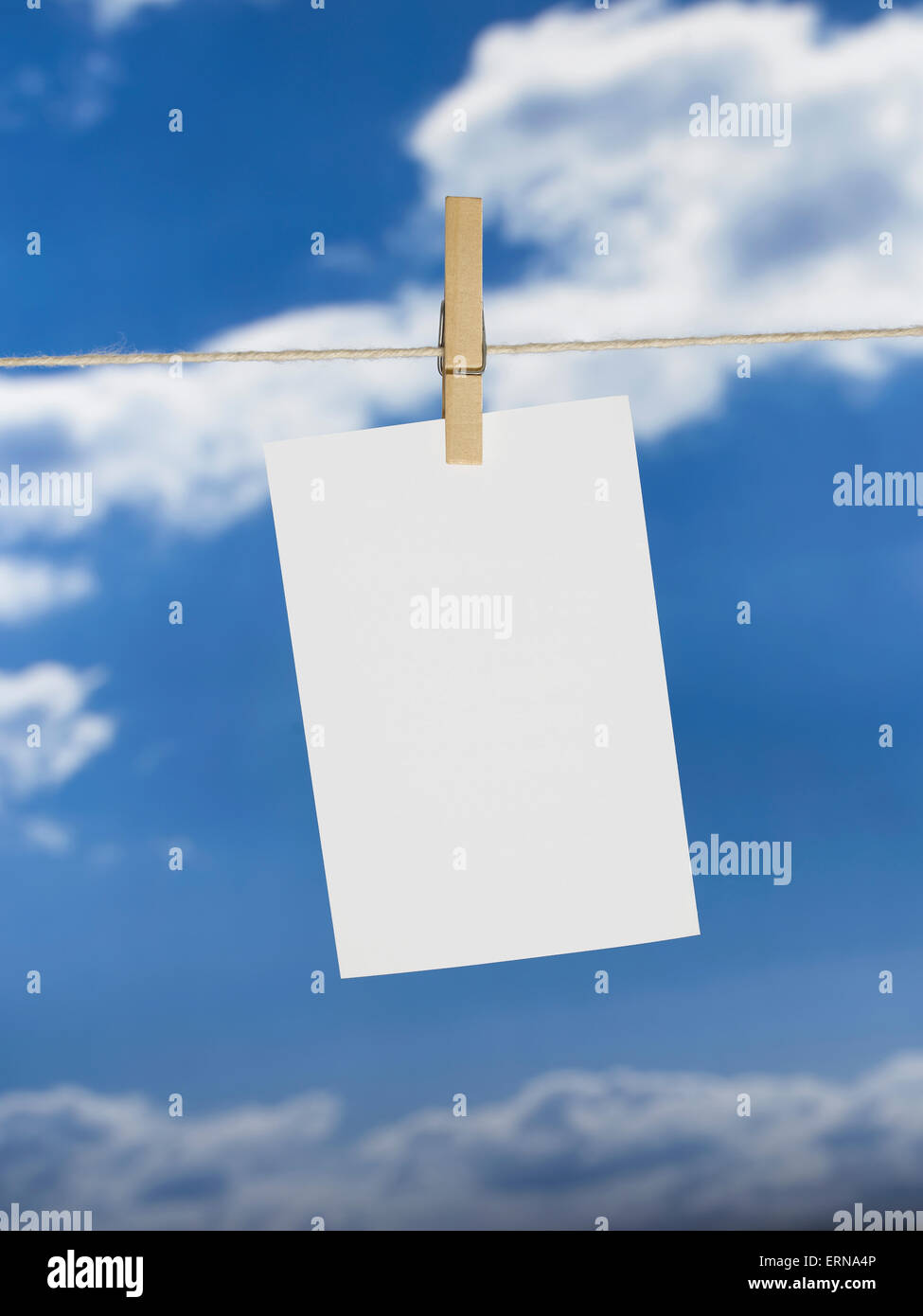 Empty washing line hi-res stock photography and images - Alamy