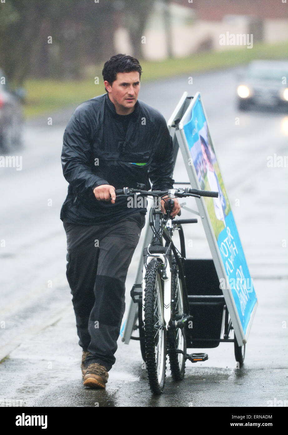 MP John Mercer hits the doorsteps of Plymouth during the 2015 General ...