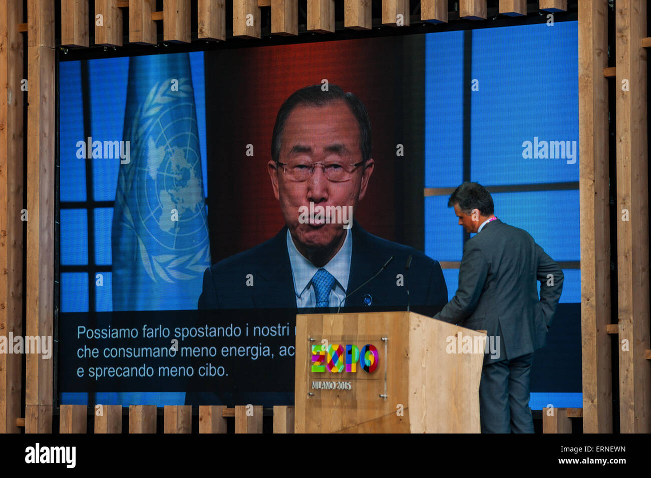 World environment hi-res stock photography and images - Alamy