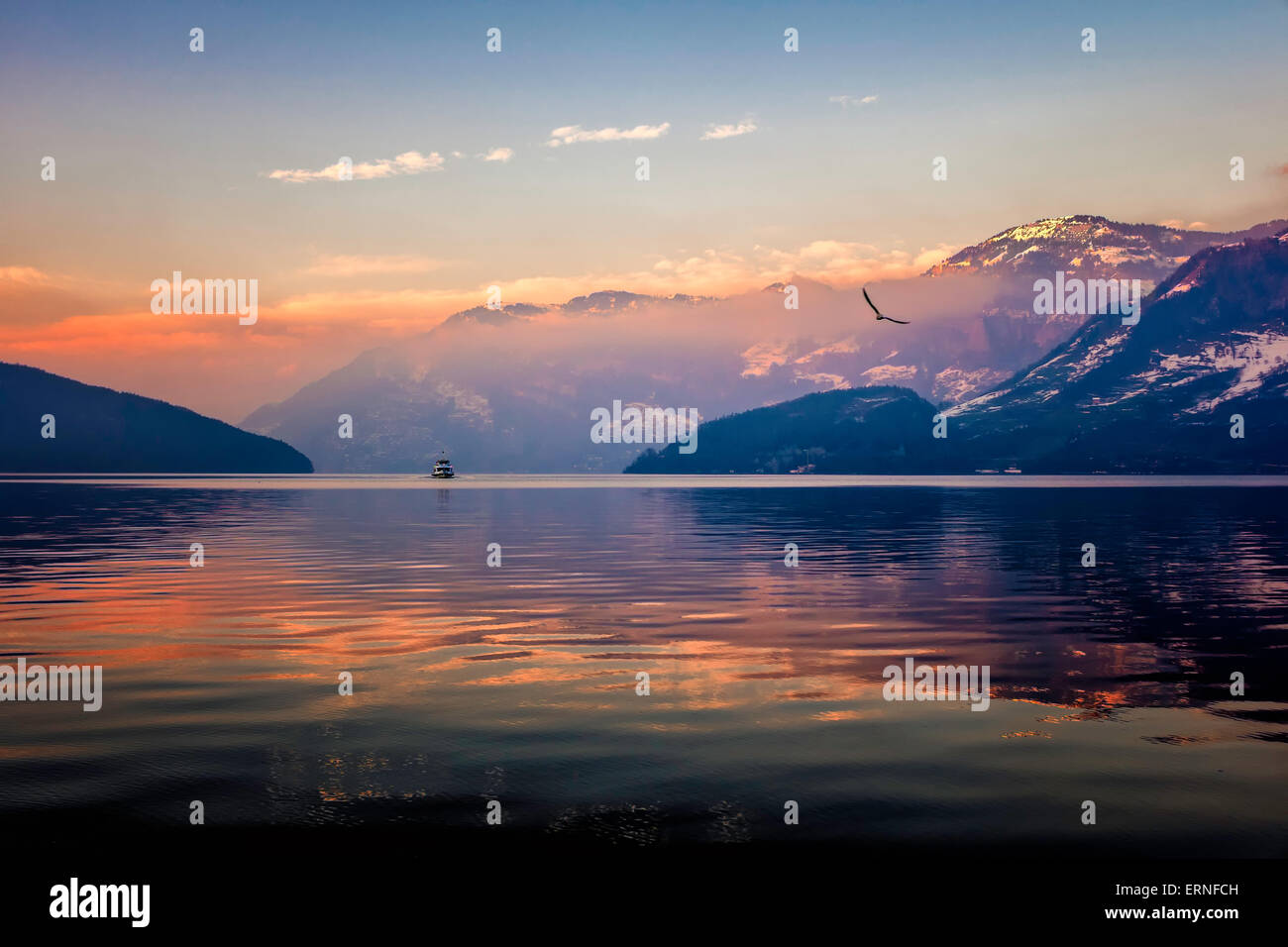 Swiss lake hi-res stock photography and images - Alamy