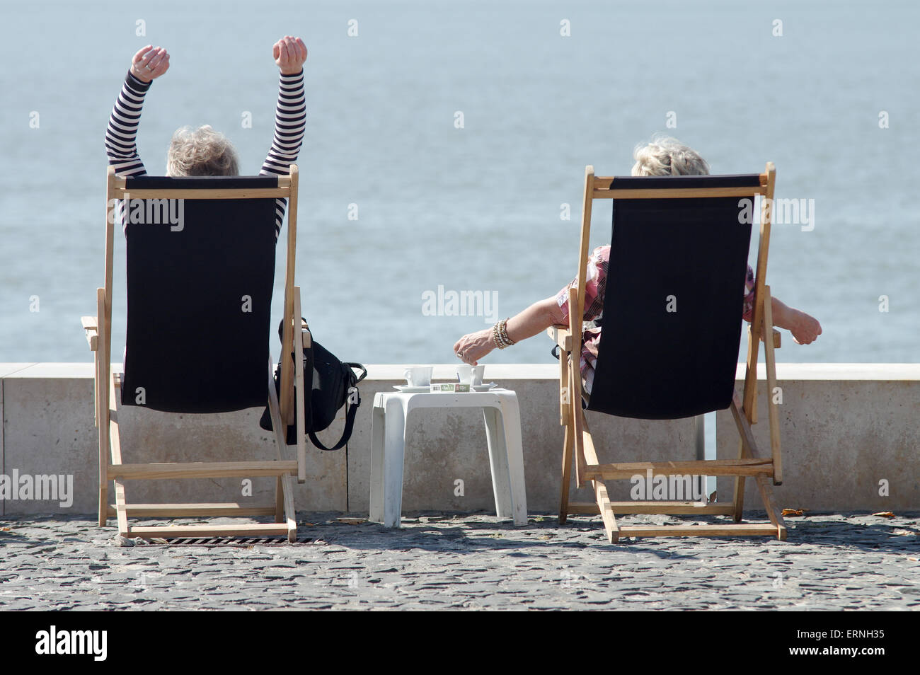 Retirement relax hi-res stock photography and images - Alamy