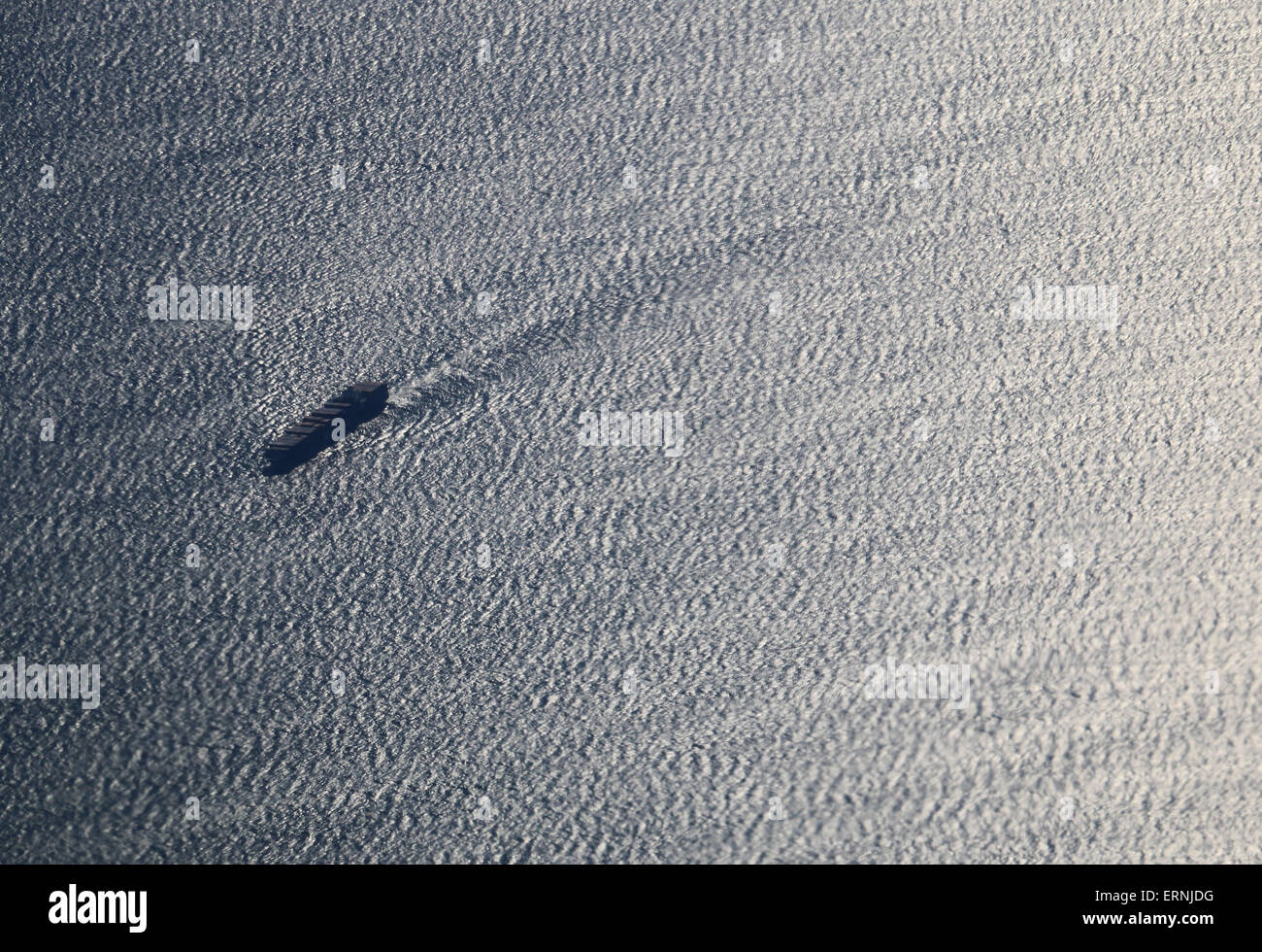 Pacific ocean cargo ship hi-res stock photography and images - Alamy