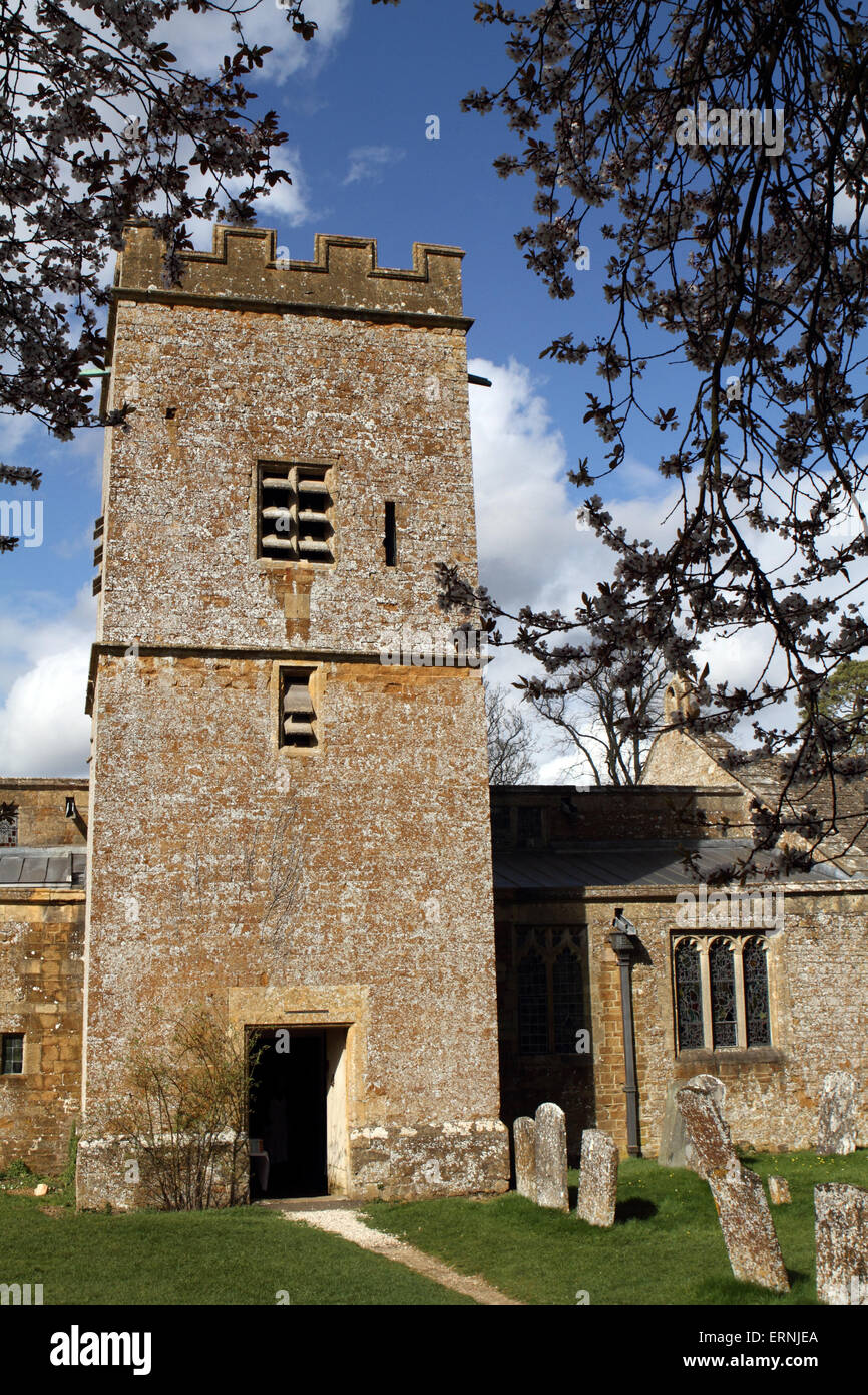 Oxfordshire countryside tower hi-res stock photography and images - Alamy