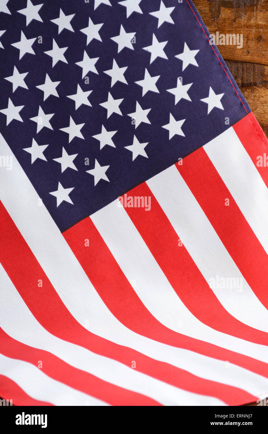 Four stars vertical hi-res stock photography and images - Alamy