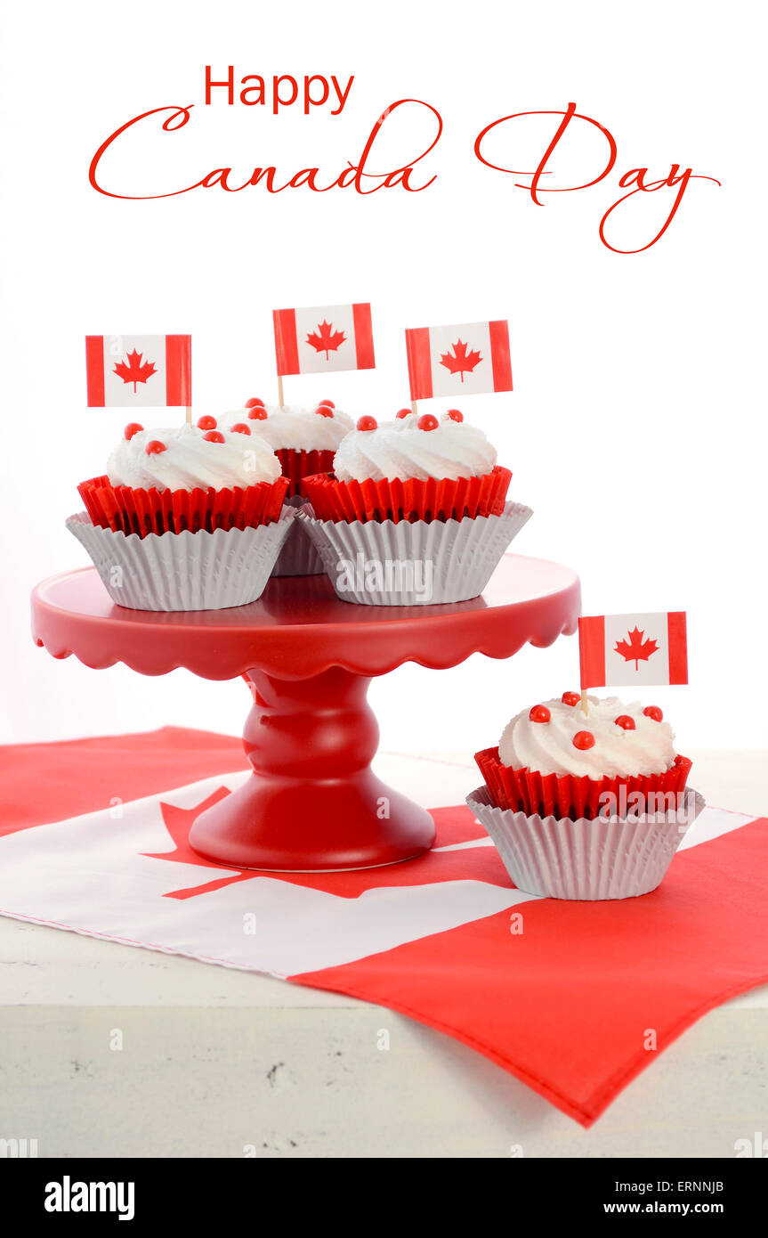 Canada day cupcake hi-res stock photography and images - Alamy