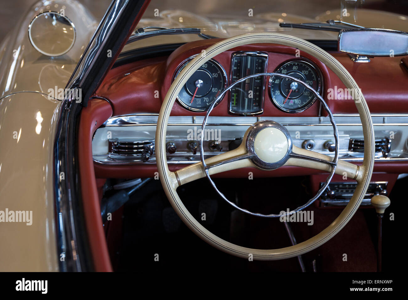 Red leather interior of car hi-res stock photography and images - Alamy