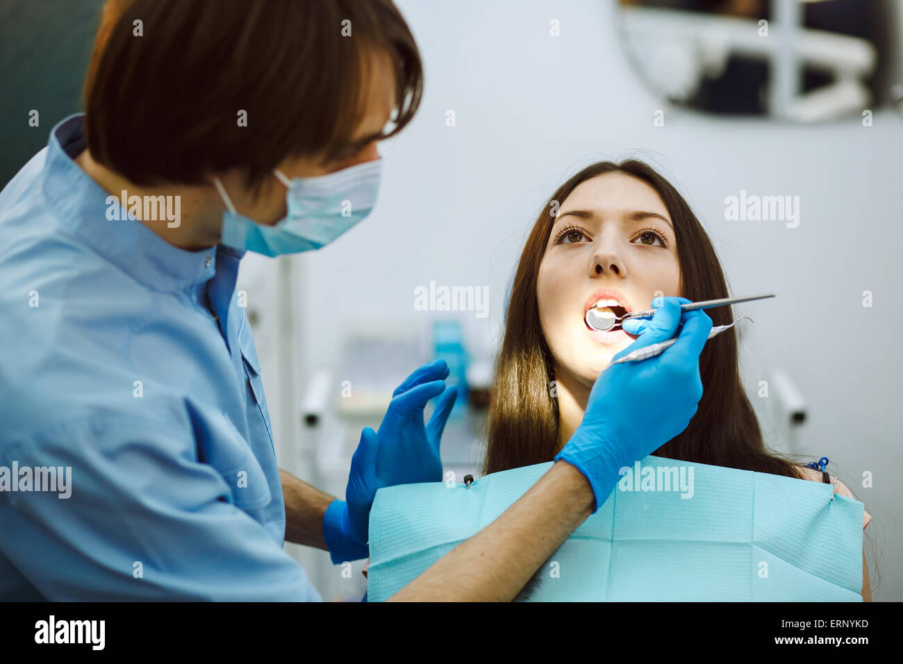 Inspection teeth the girl Stock Photo - Alamy