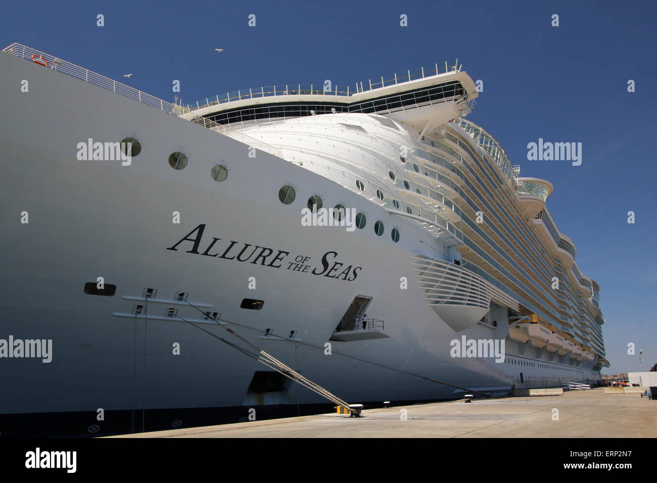 Mega Cruise ship “ALLURE OF THE SEAS” (360 mtrs long, launched 2010 ...