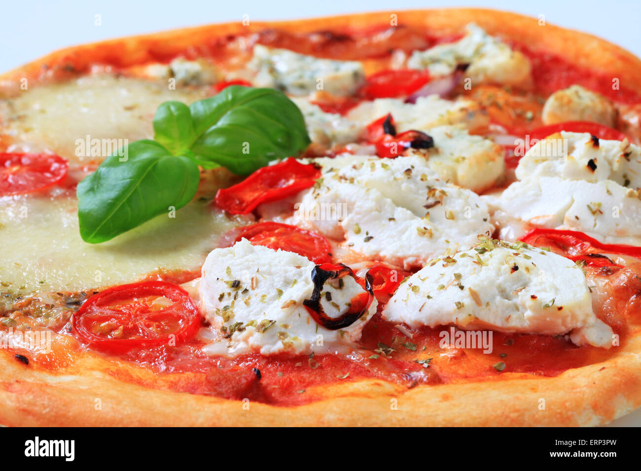 Quattro formaggi cheese hi-res stock photography and images - Alamy