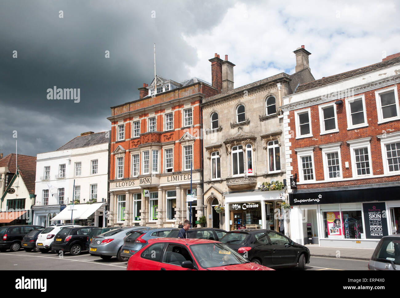 Devizes market place hi-res stock photography and images - Alamy