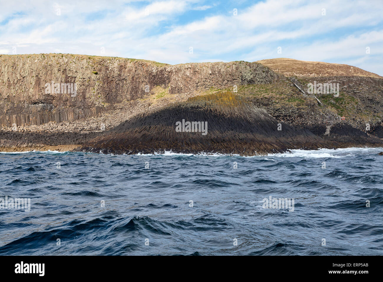 Isle of staffa hi-res stock photography and images - Alamy