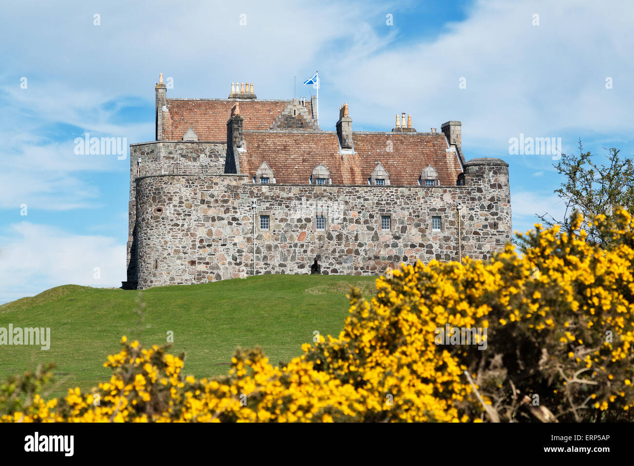 Duart castle, Isle of Mull, Scotland Stock Photo - Alamy