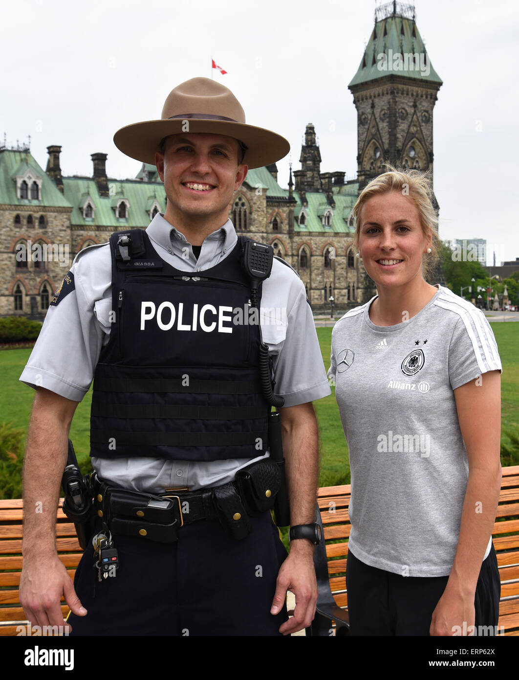 Jennifer cramer hi-res stock photography and images - Alamy