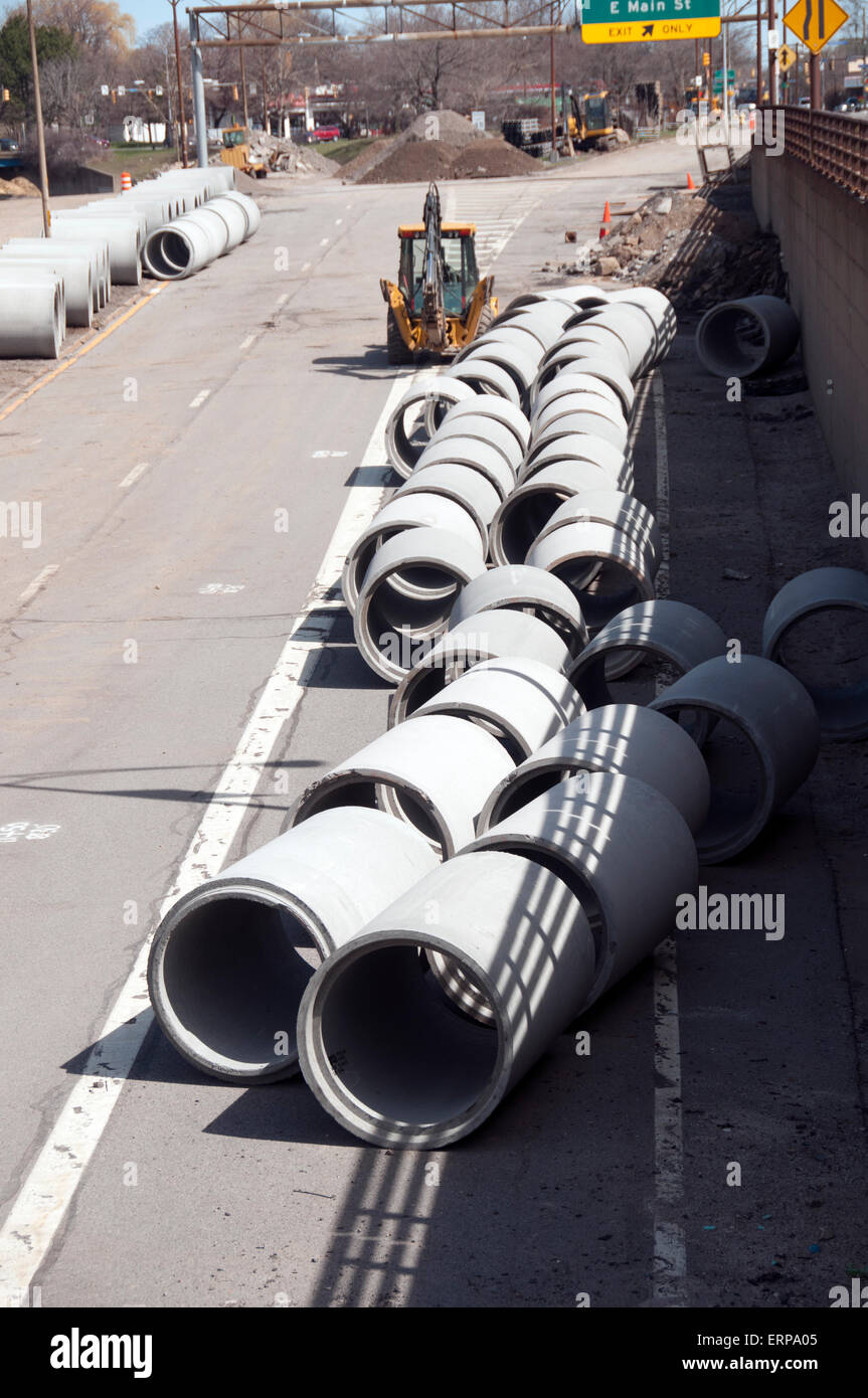 Fill pipes hi-res stock photography and images - Alamy