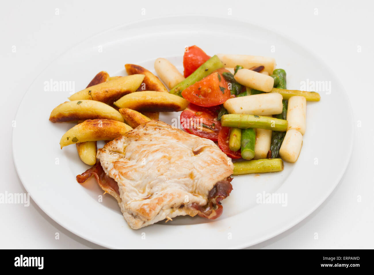 Stuffed turkey escalopes with Parma ham, asparagus and potato noodles ...