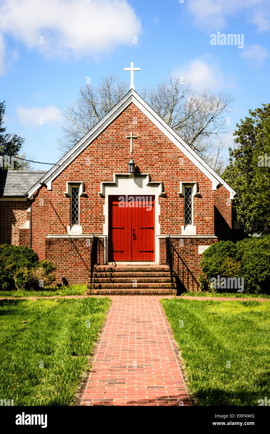 Brick pathway leading to church hi-res stock photography and images - Alamy