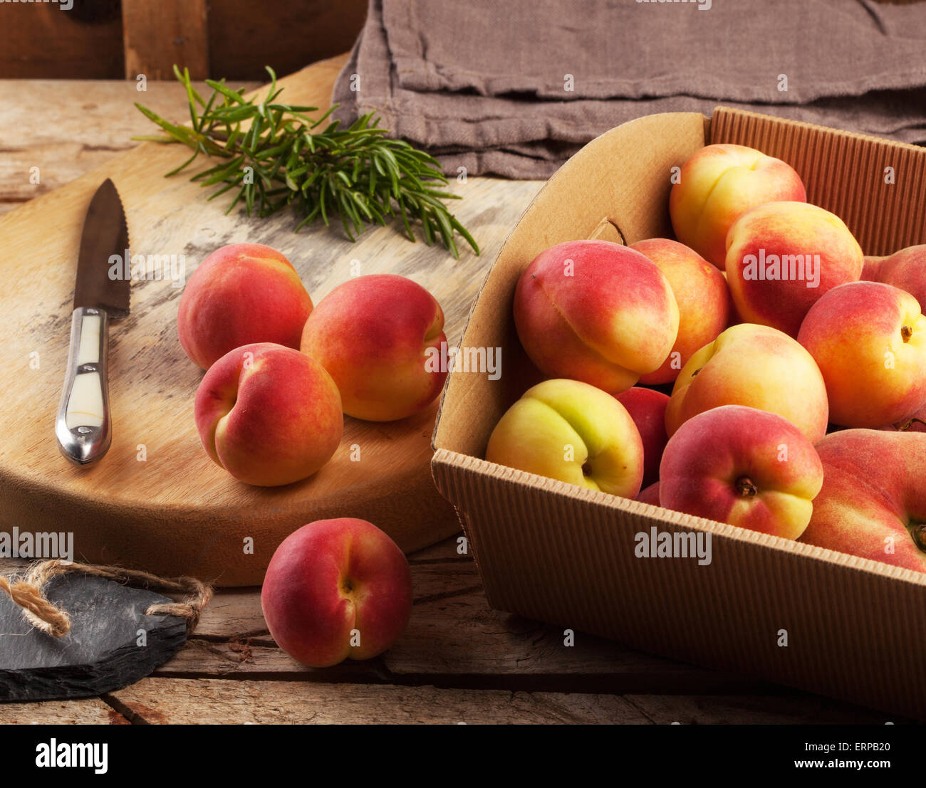 Cutting box hi-res stock photography and images - Alamy