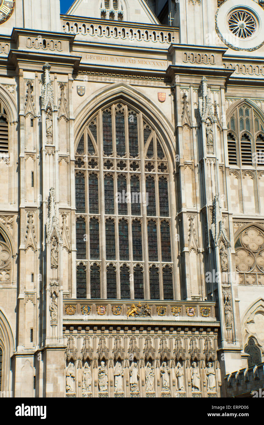 Detail of the western facade of Westminster Abbey, London, England, UK ...